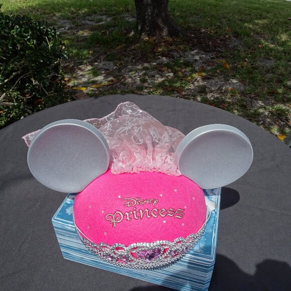Disney | Accessories | Disney Princess Minnie Mouse Hat Wears Tiara And ...